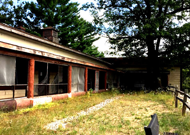 RETRO KIMMER'S BLOG: 22 NEW PHOTOS OF HARRY BENNETT'S LODGE