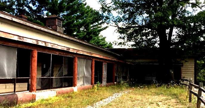 RETRO KIMMER'S BLOG: 22 NEW PHOTOS OF HARRY BENNETT'S LODGE