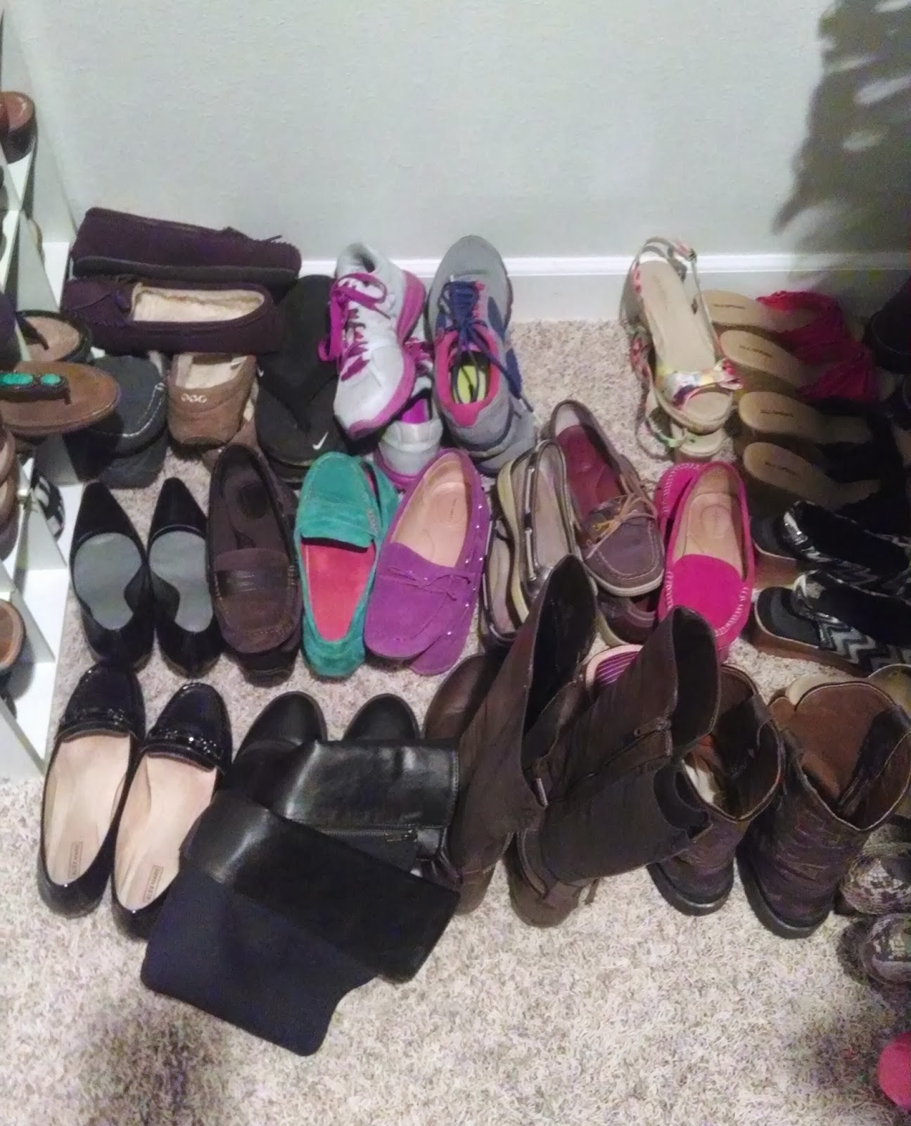 ShoeaHolic No More: Complete Honesty #1: Shoe Clutter