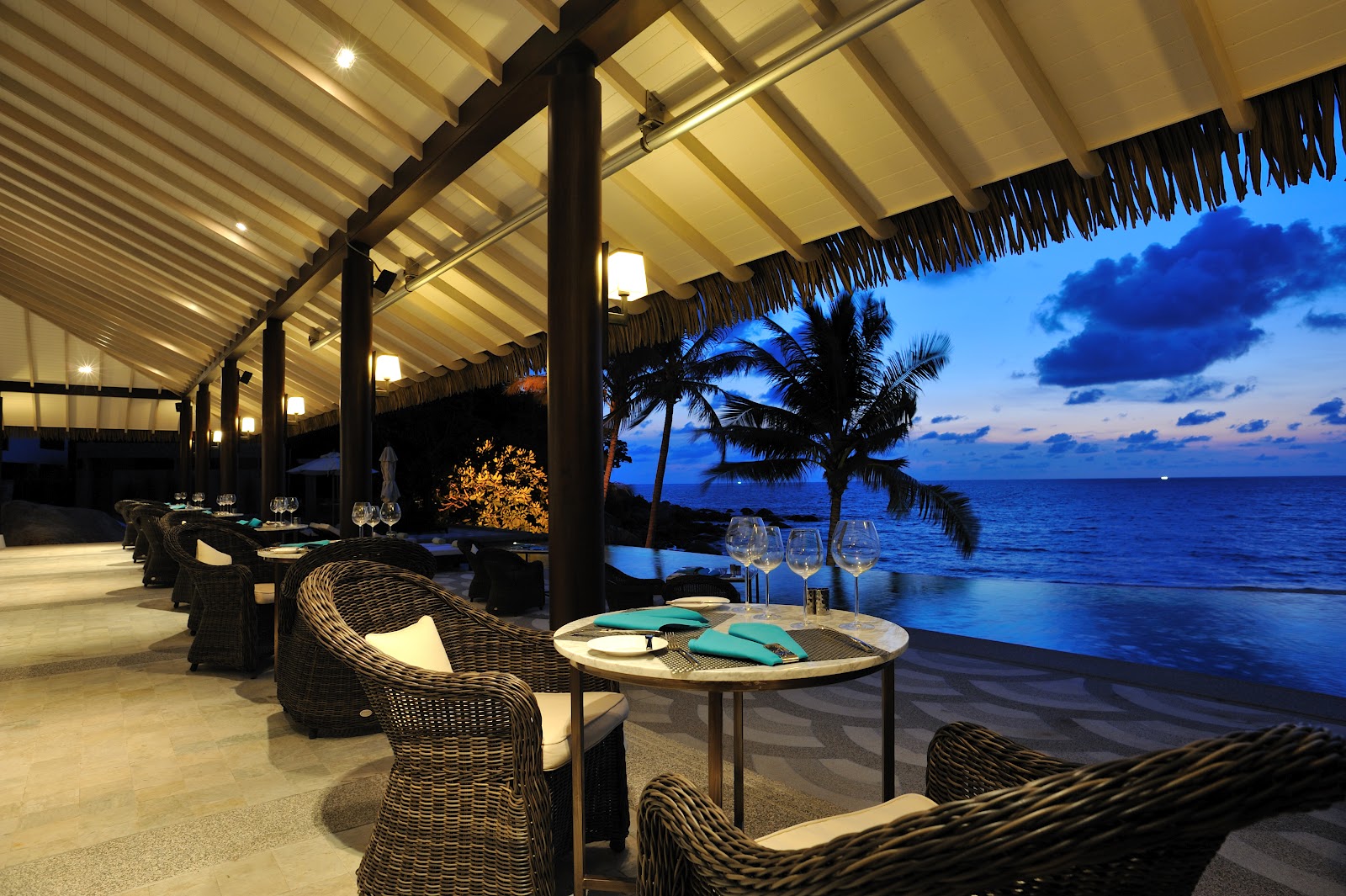 Luxury Restaurant - Wonderful