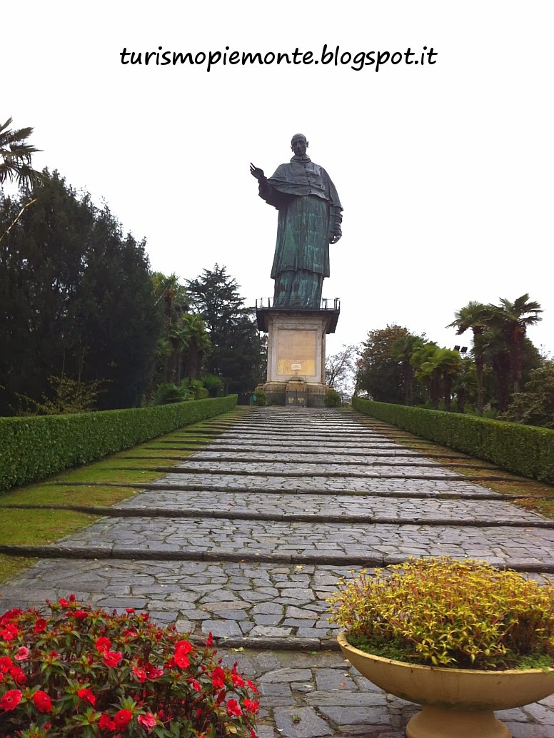 TURISMO PIEMONTE: IL SAN CARLONE DI ARONA, NOVARA