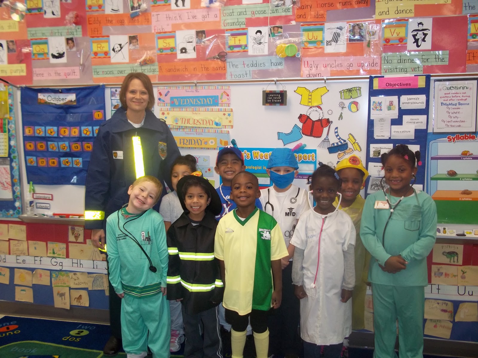 Mrs. Wood's Kindergarten Class: Community Helpers