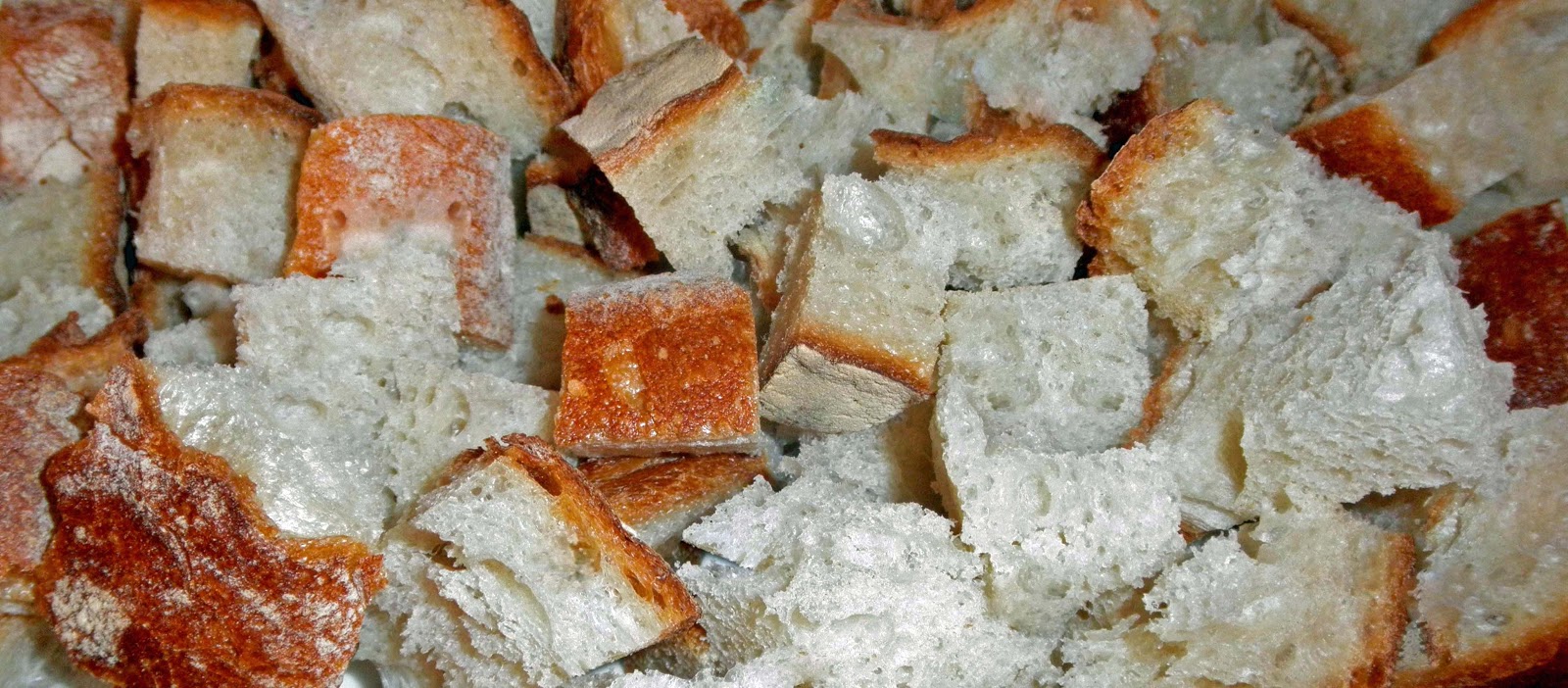 Cecelia Heer's Culinary Corner: TRADITIONAL THANKSGIVING BREAD STUFFING