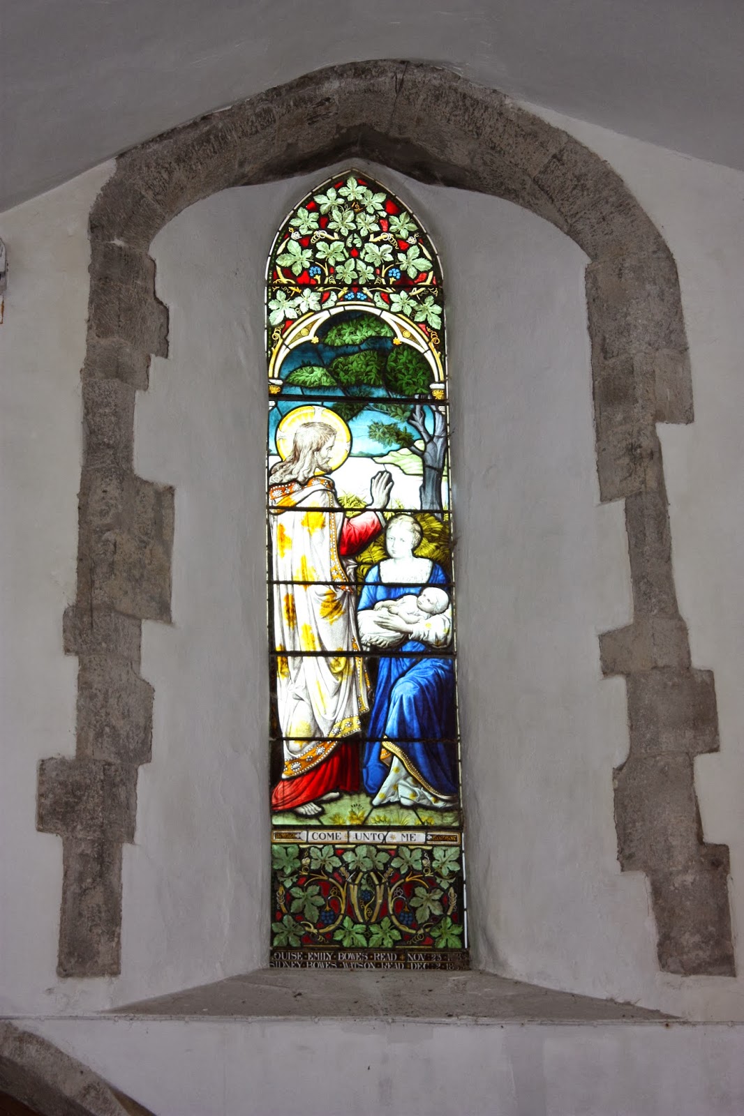 Where Beechmast Falls: Boldre Church - A Quick Look Inside