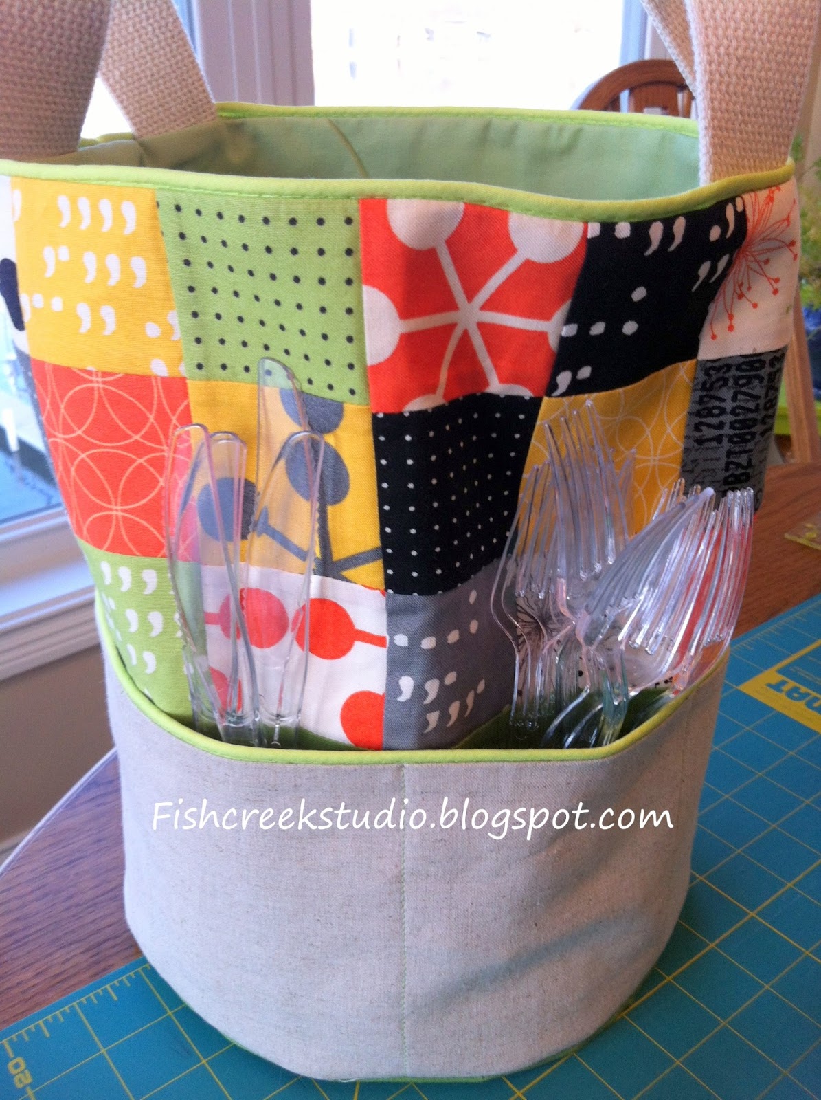 Fishcreek Studio: Charm Madness = Comma Basket!!