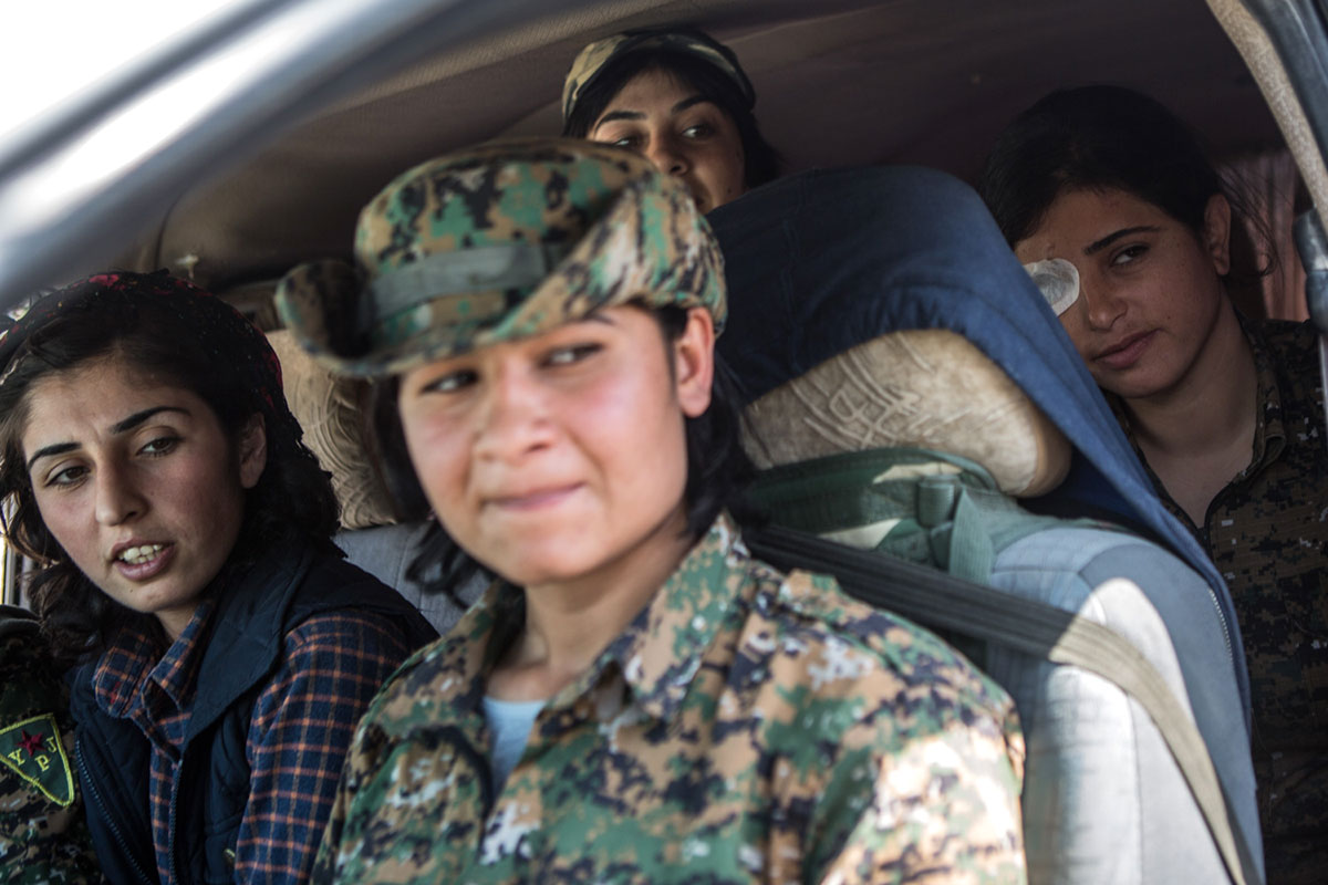 Opeyemi's insight: Meet the female Kurdish fighters battling ISIL-WOMEN ...