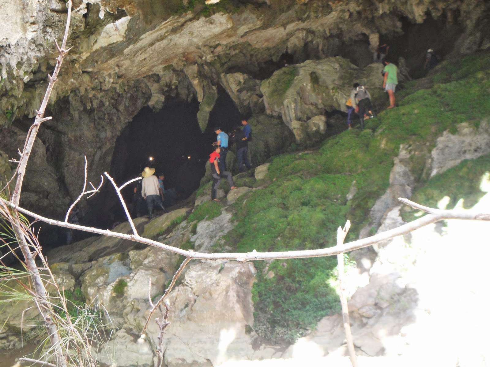 Cordillera village' crier : Sagada's Balangagan Cave, an underground ...