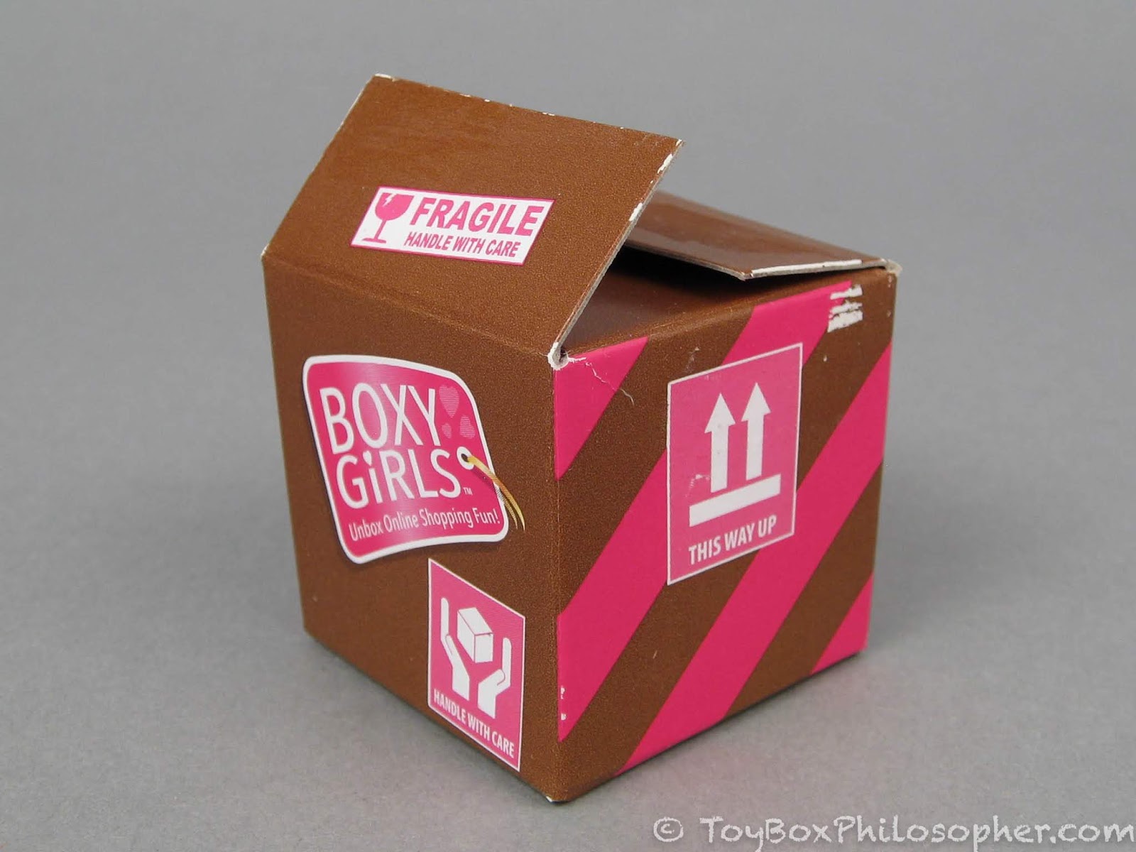Sunday Surprise: Boxy Girls Willa by Jay at Play! | The Toy Box Philosopher