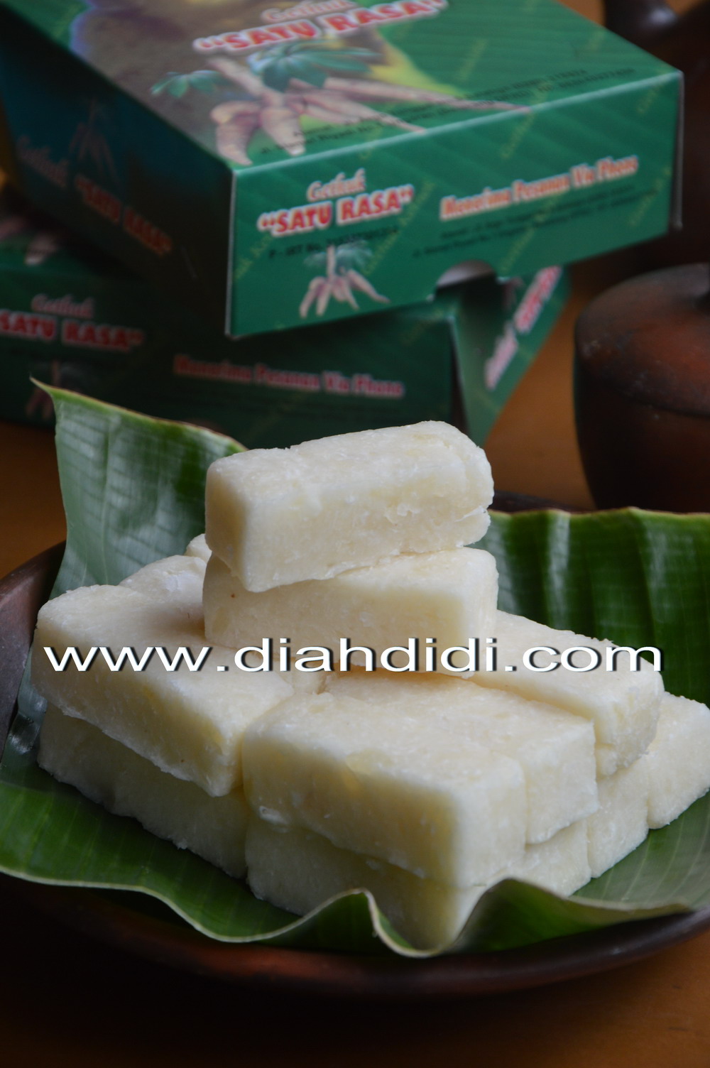 Diah Didi's Kitchen: Menikmati *Gethuk Kethek / Gethuk Monyet* Hangat ...