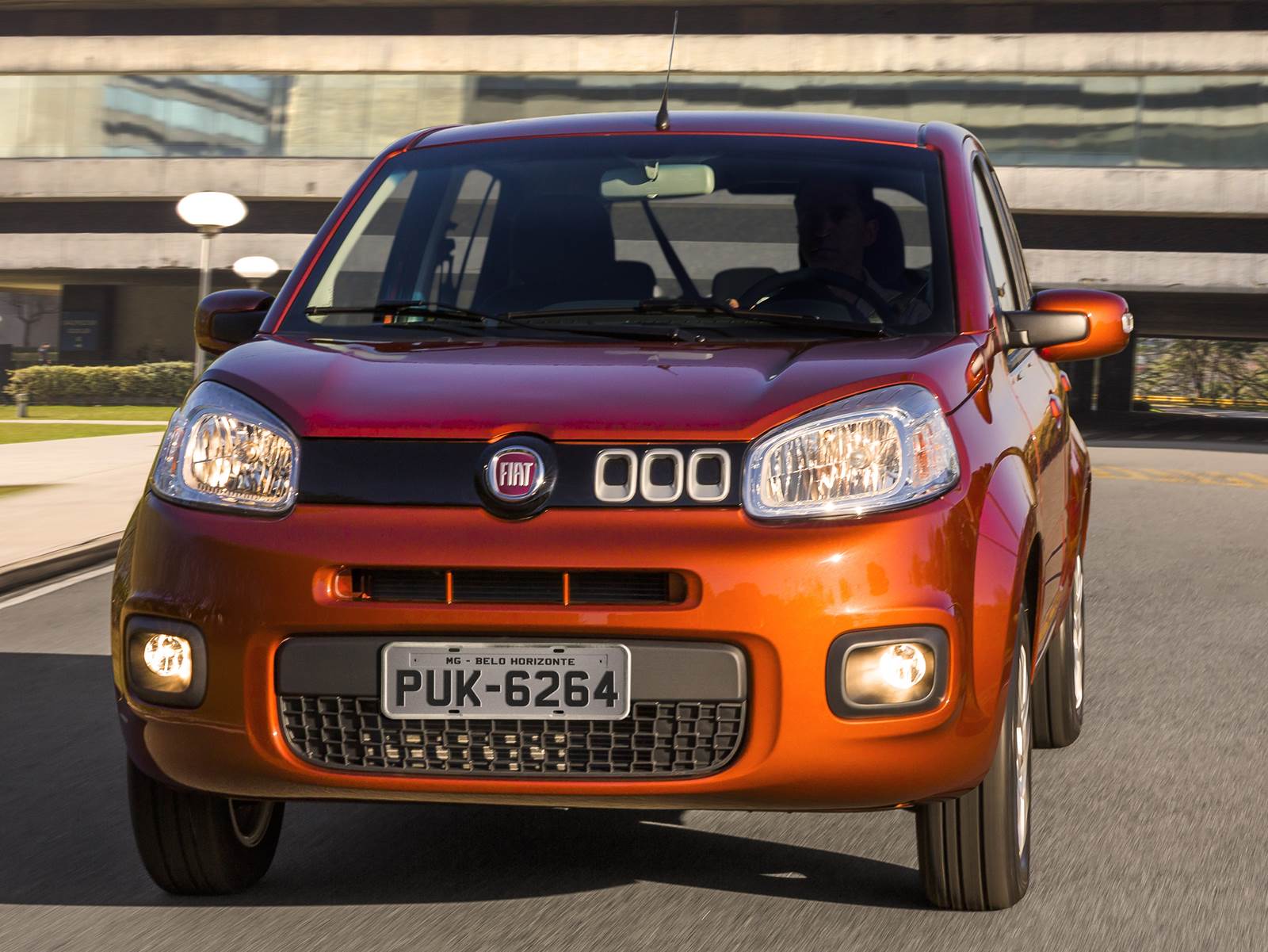 Novo Fiat Uno 2015: todos os detalhes do lançamento