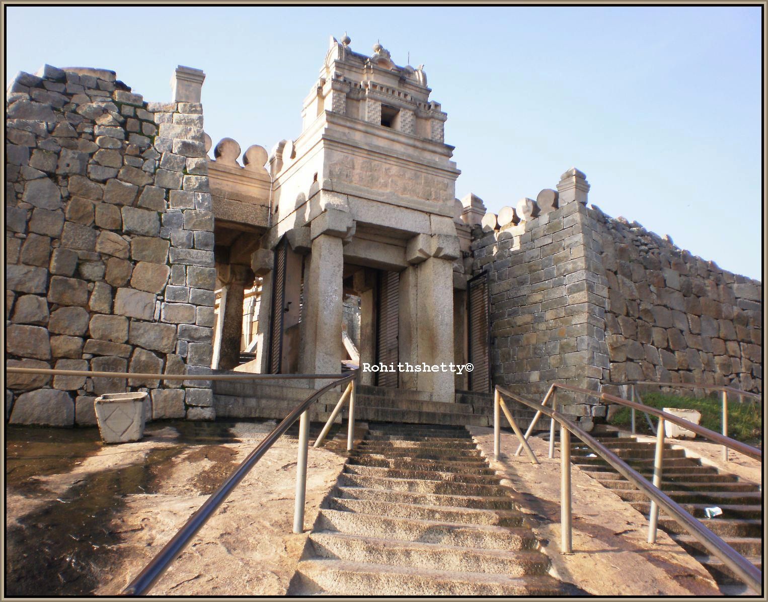 JOURNEY INTO DREAMS: Shravanabelagola
