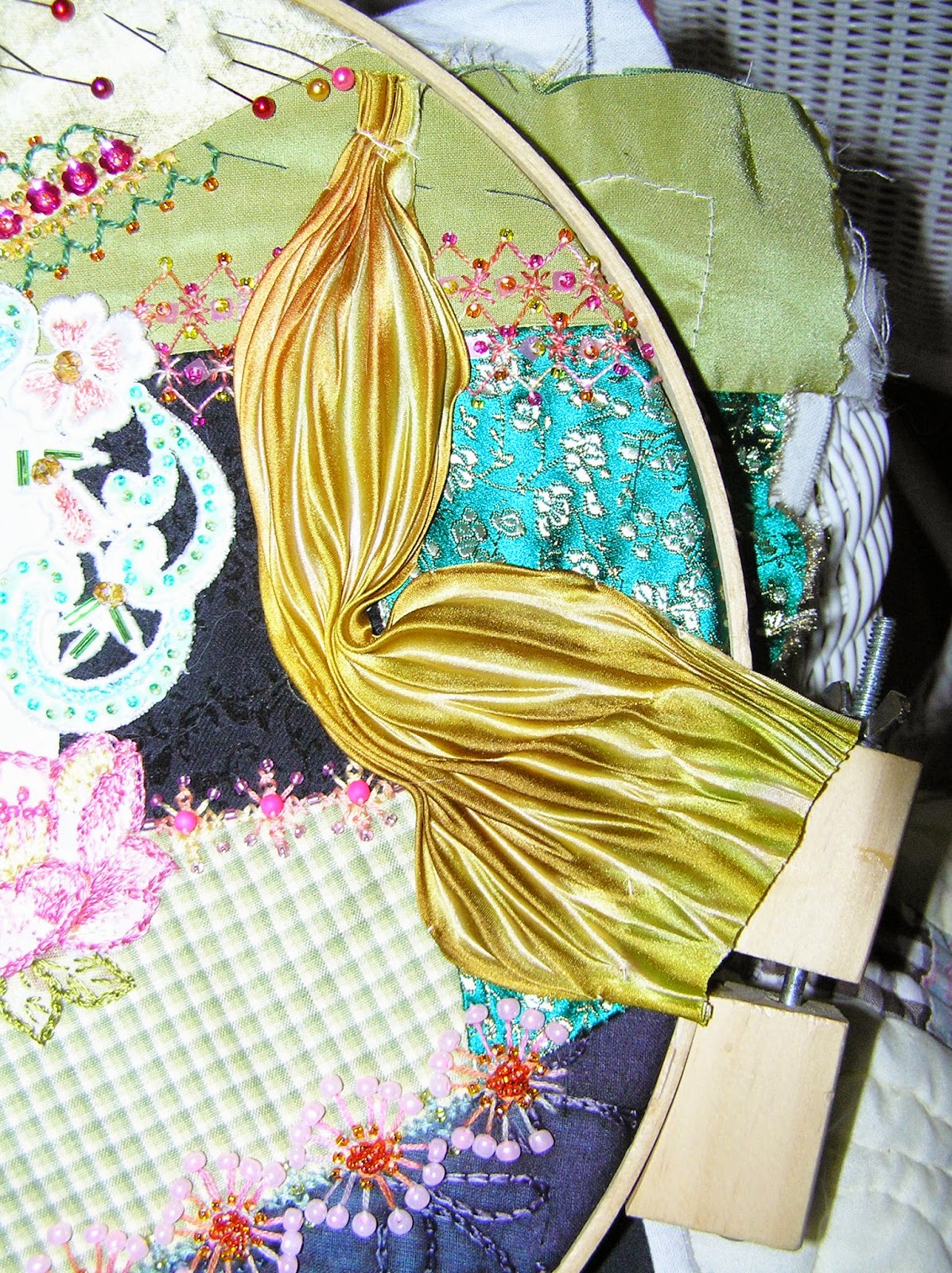 Kitty And Me Designs: Shibori Ribbon Easy Tutorial