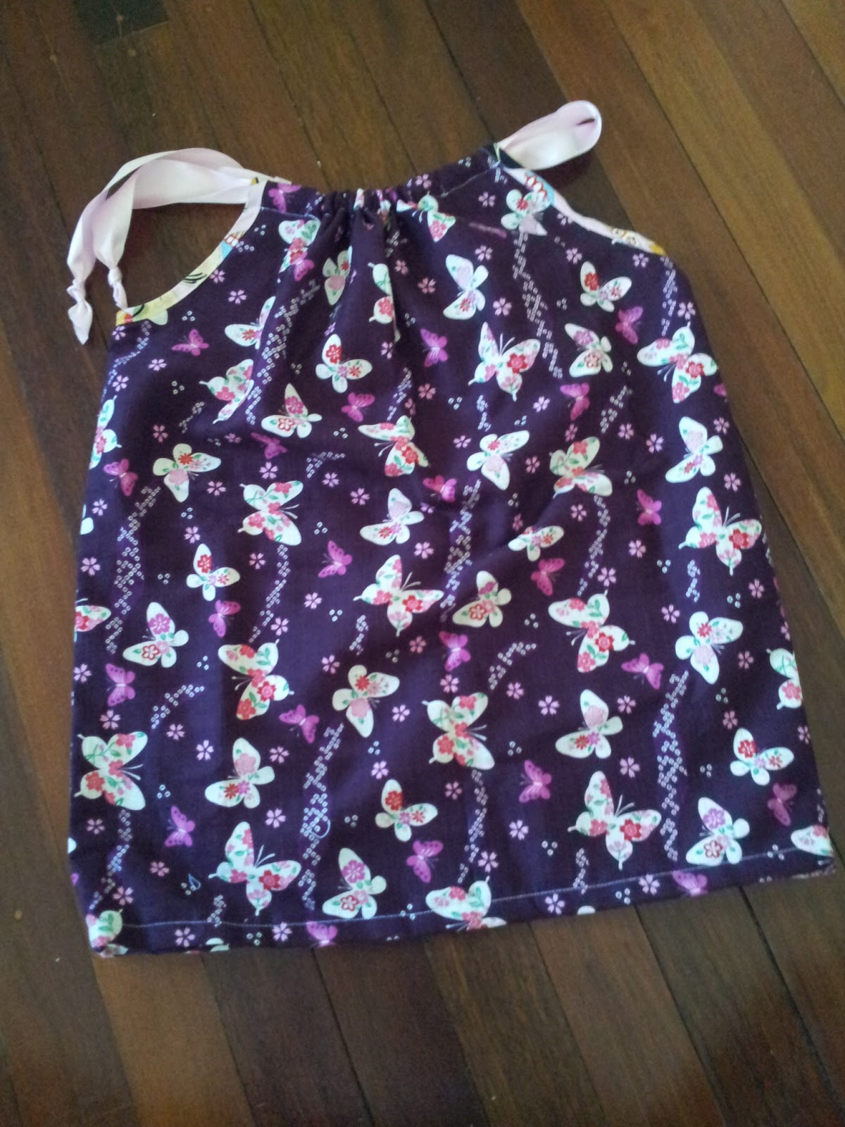 Riches & Roses Handmade for Kids: Pillowcase Dress Tutorial