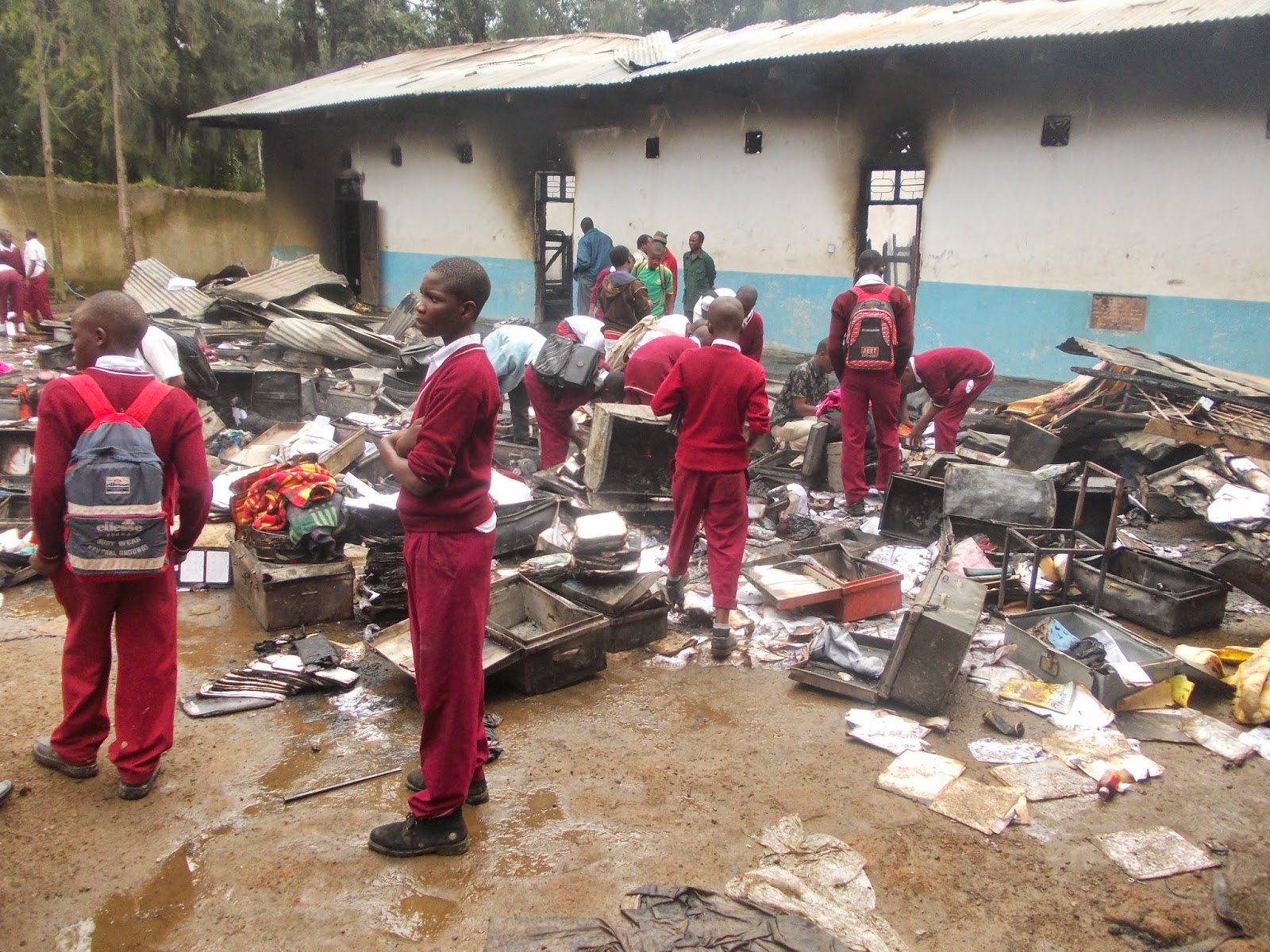 PICHA:MABWENI YA SHULE YA IVUMWE SEKONDARI;MBEYA YATEKETEA KWA MOTO ...