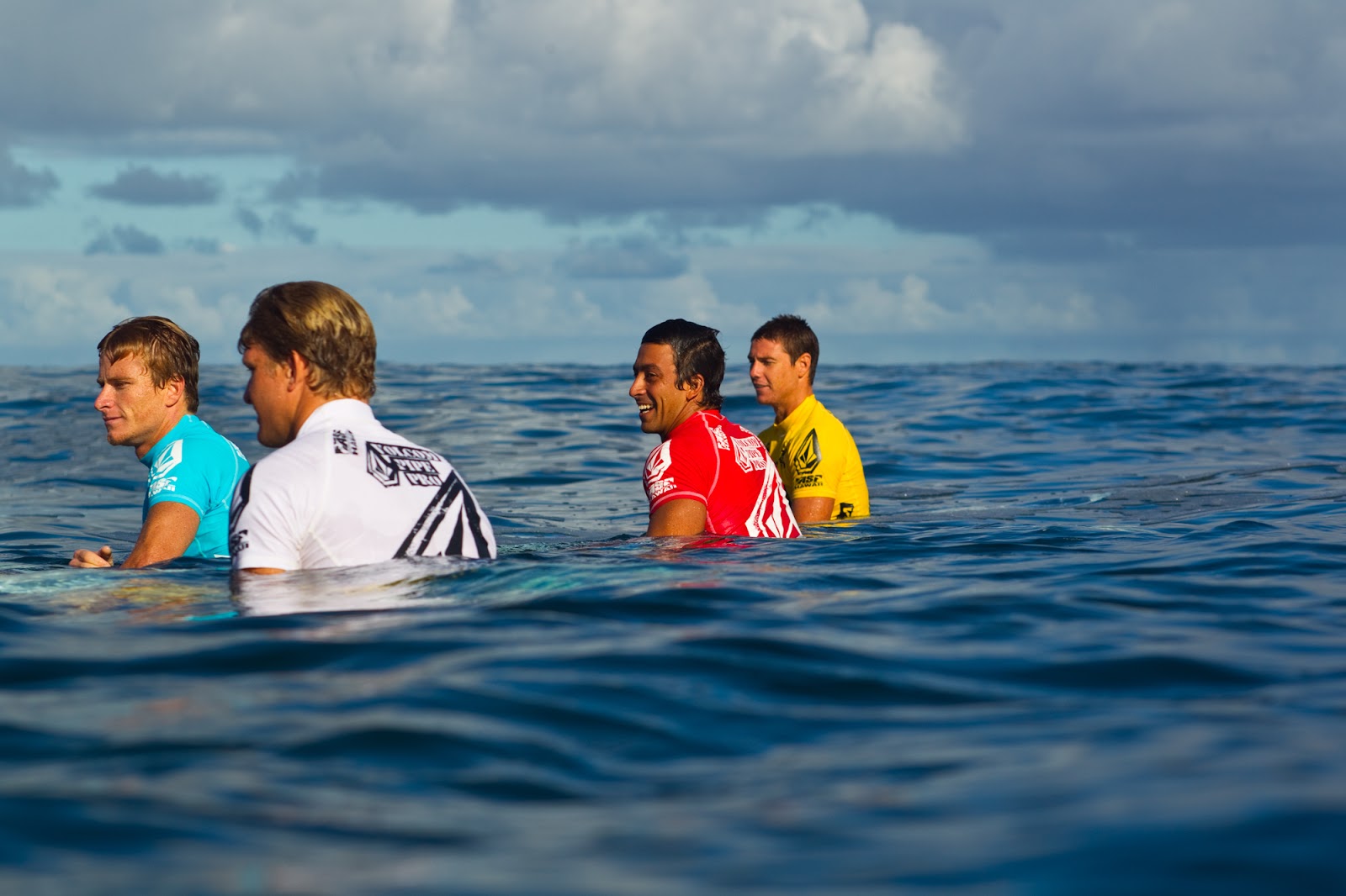 Offshore Winds: Paddling Into a Lineup With Pros