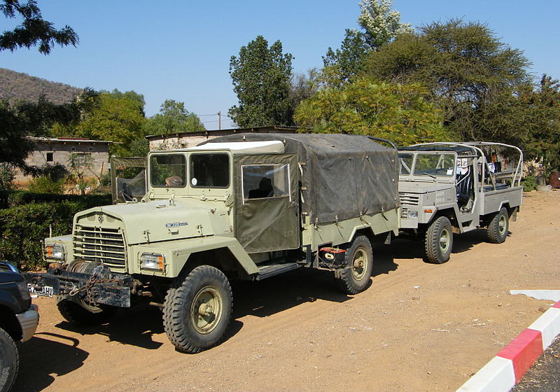 KENDARAAN MILITER: AIL M325 Komando Mobil