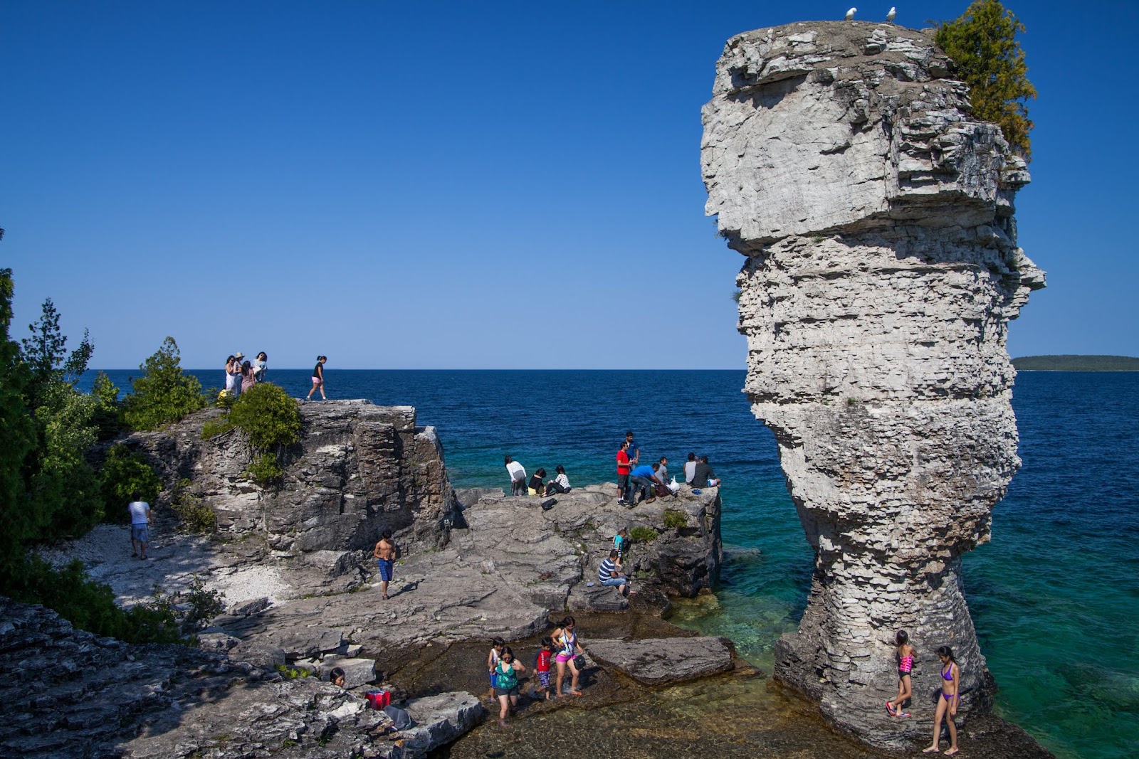 Fathom Five National Marine Park - Explore the World with Simon Sulyma