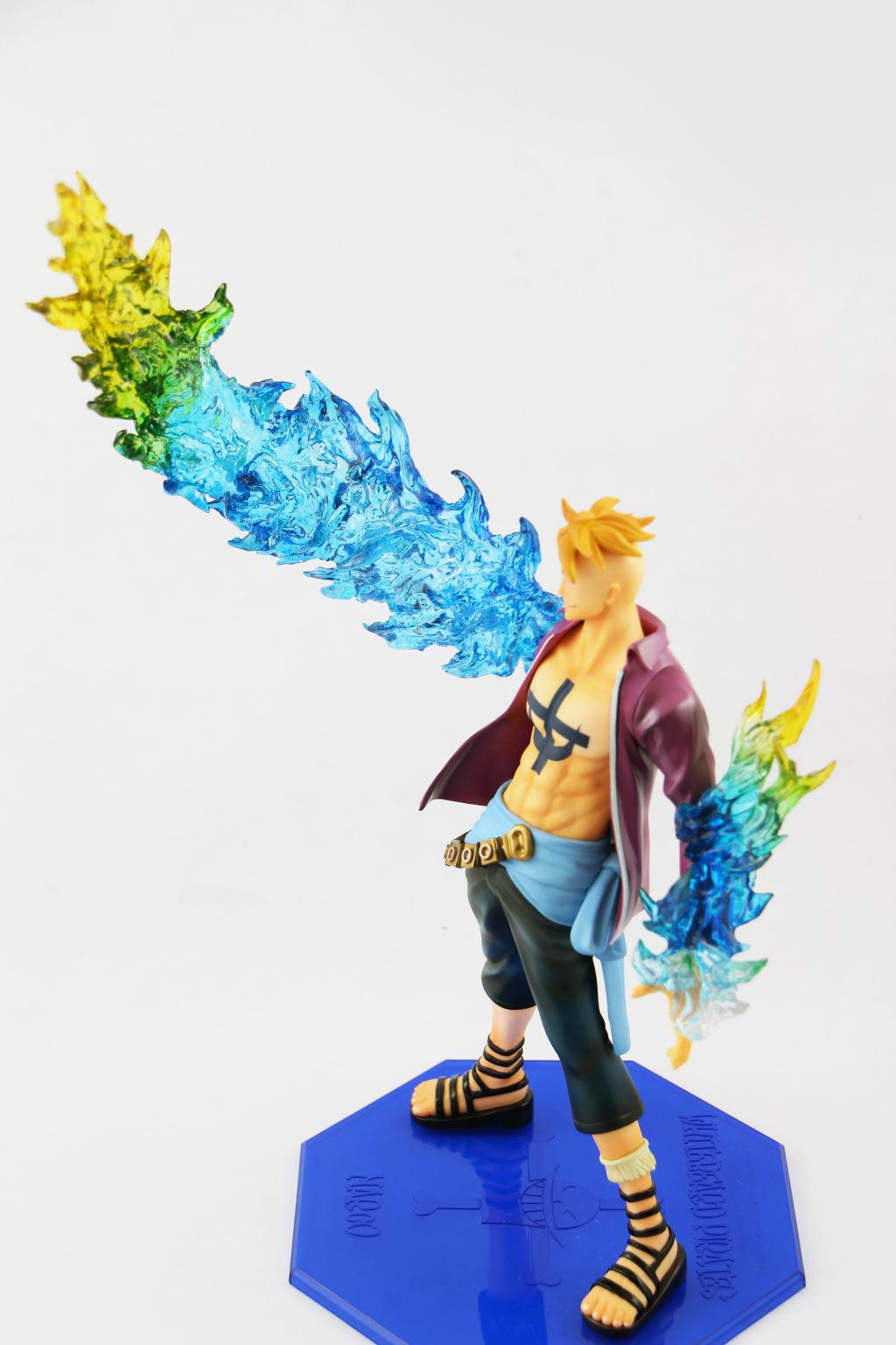 Custom P.O.P: Beyond obsession!