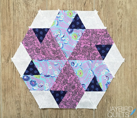 Jaybird Quilts: Sweet Tooth Block 1 - Peppermint Swirl (And a Queen ...