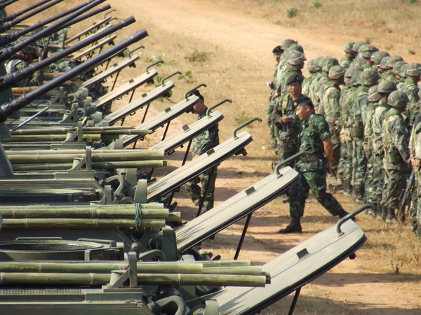 THAIDEFENSE-NEWS: Gallery: รถถังเบา Commando Stingray กองพันทหารม้าที่ ๖