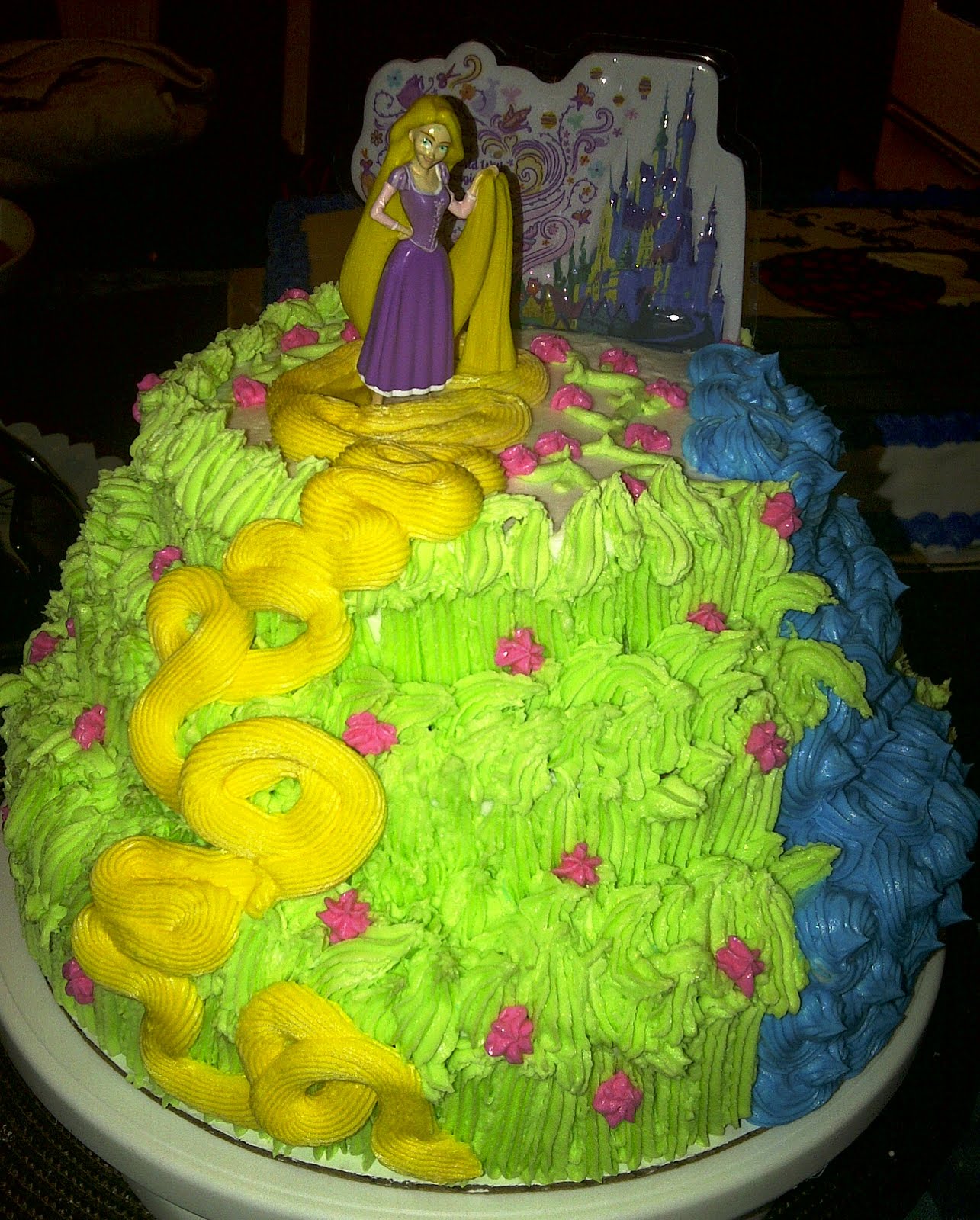 Cakes By Nichole: Tangled Cake #2 - Small