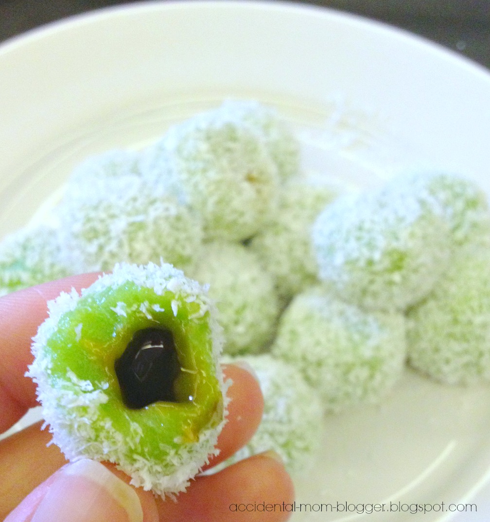 [Recipe] Ondeh Ondeh |ABSOLUTELY Ade by The Accidental Mom Blogger