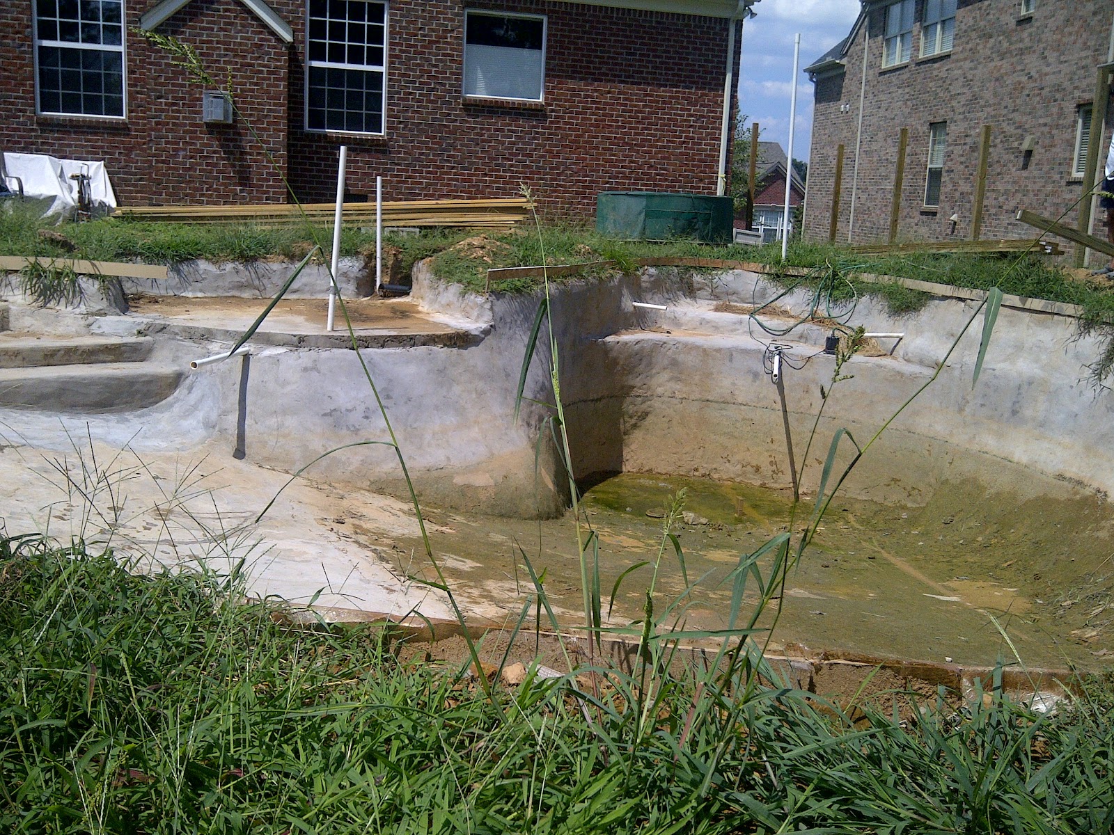 Outdoor Living Experts - SCAM!: Thinking About Building A Pool With ...