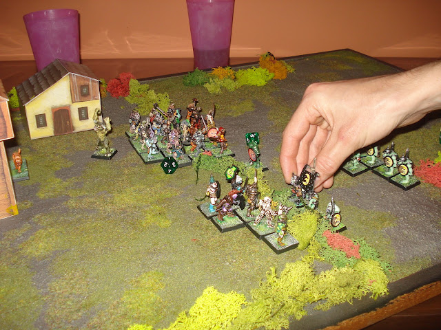 Realm of Chaos 80s: A Dark Deranged Structure: A first wargames table?