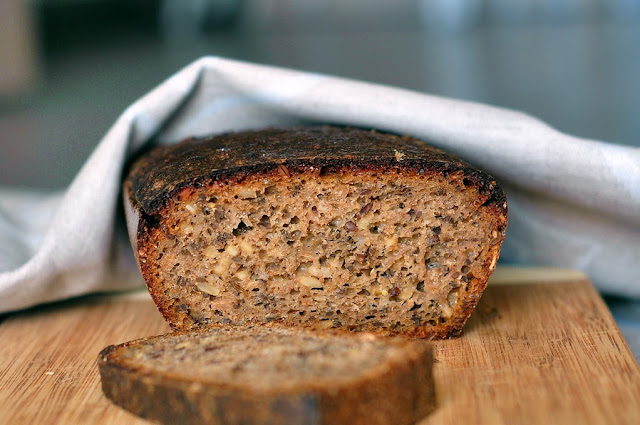 Širšių lizdas: Naminė duona (Daivos duona)