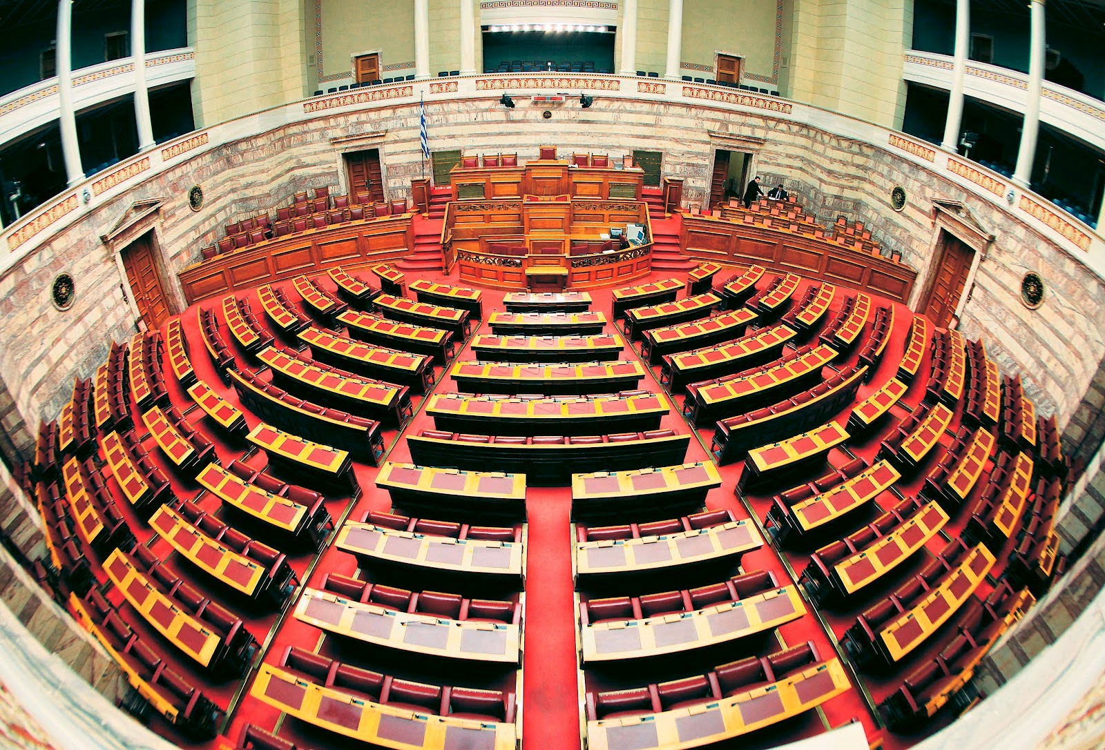 Ανοικτή επιστολή προς το Ελληνικό κοινοβούλιο - Point of view