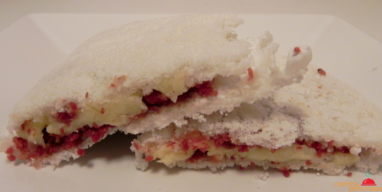 Cozinha Perfumada: Tapioca de charque (carne-seca) com queijo coalho