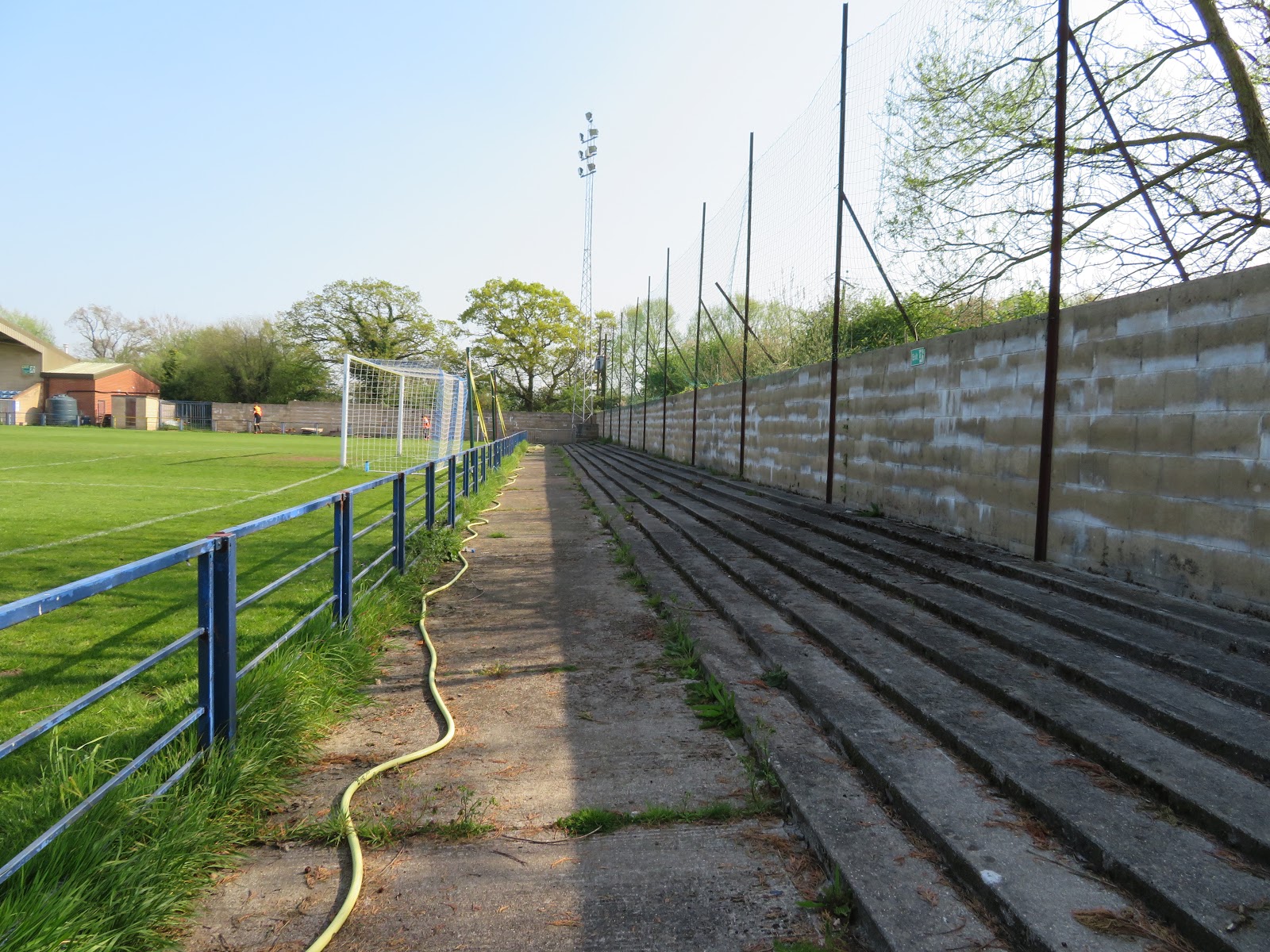 The Wycombe Wanderer: Clevedon Town - The Hand Stadium