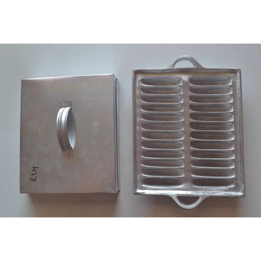 PAPER PLASTIK: CETAKAN KUE