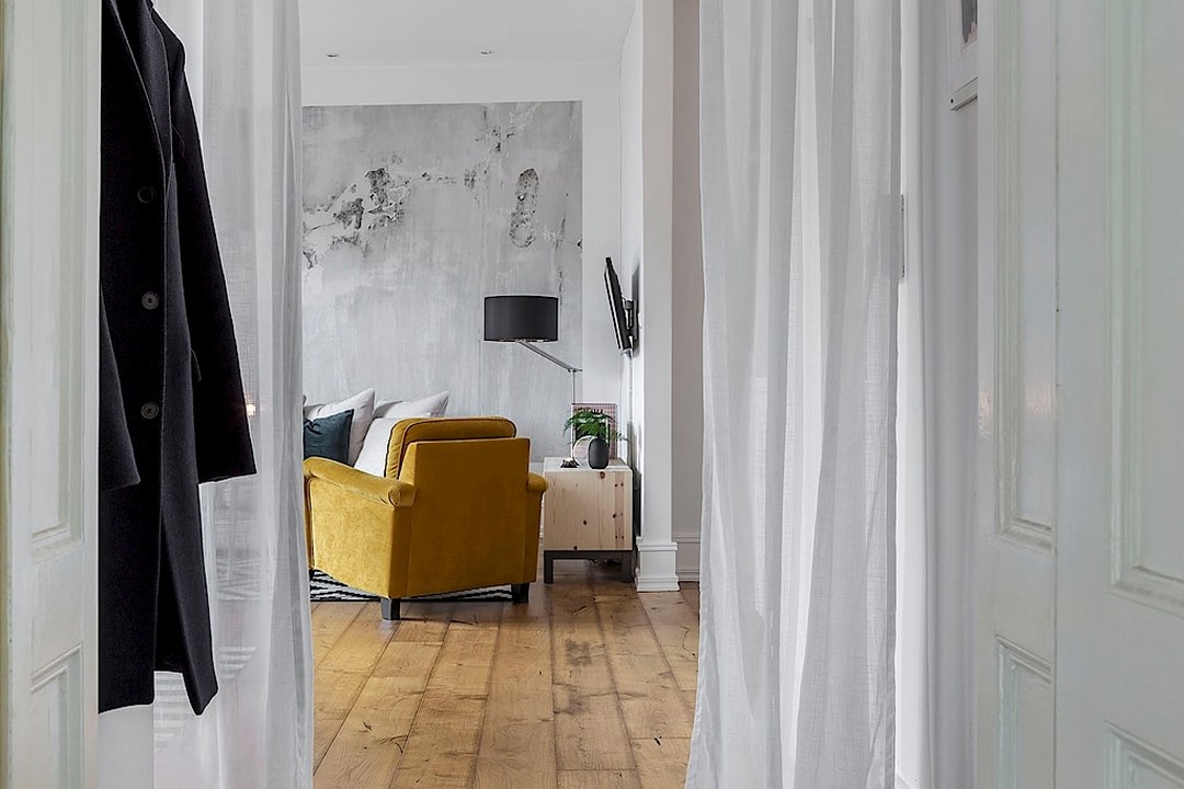 découvrir l'endroit du décor : UN MUR ORIGINAL