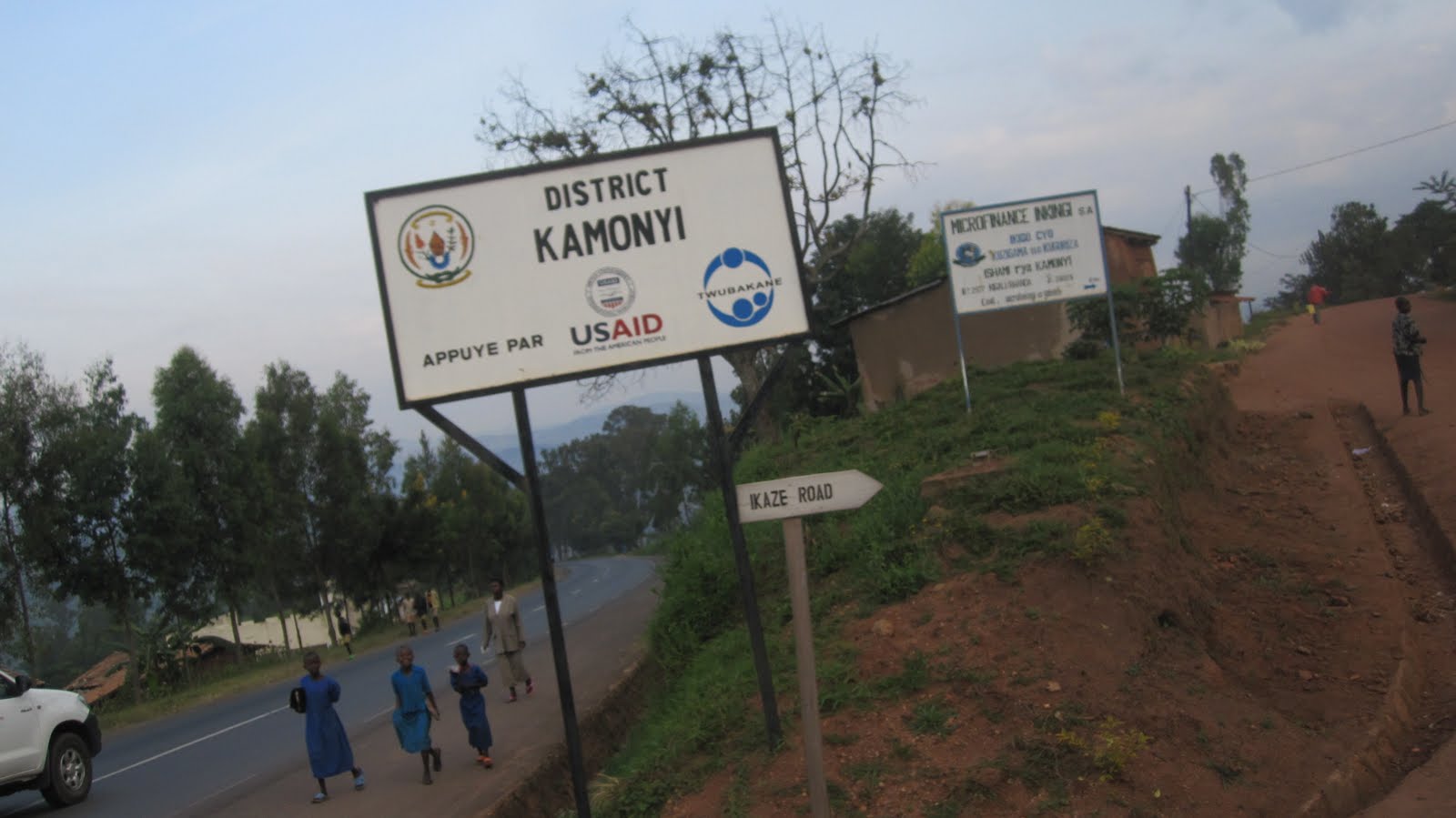 Danielle and Jessi's Travel Blog: Last Days at Remera-Rukoma Hospital