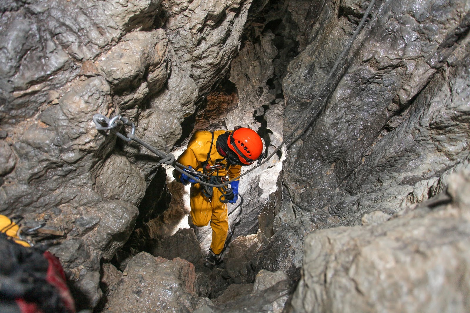 MAIN DRAIN CAVE DIVE EXPEDITION 2016, DIVE GEAR HAUL-IN - ADAM HAYDOCK