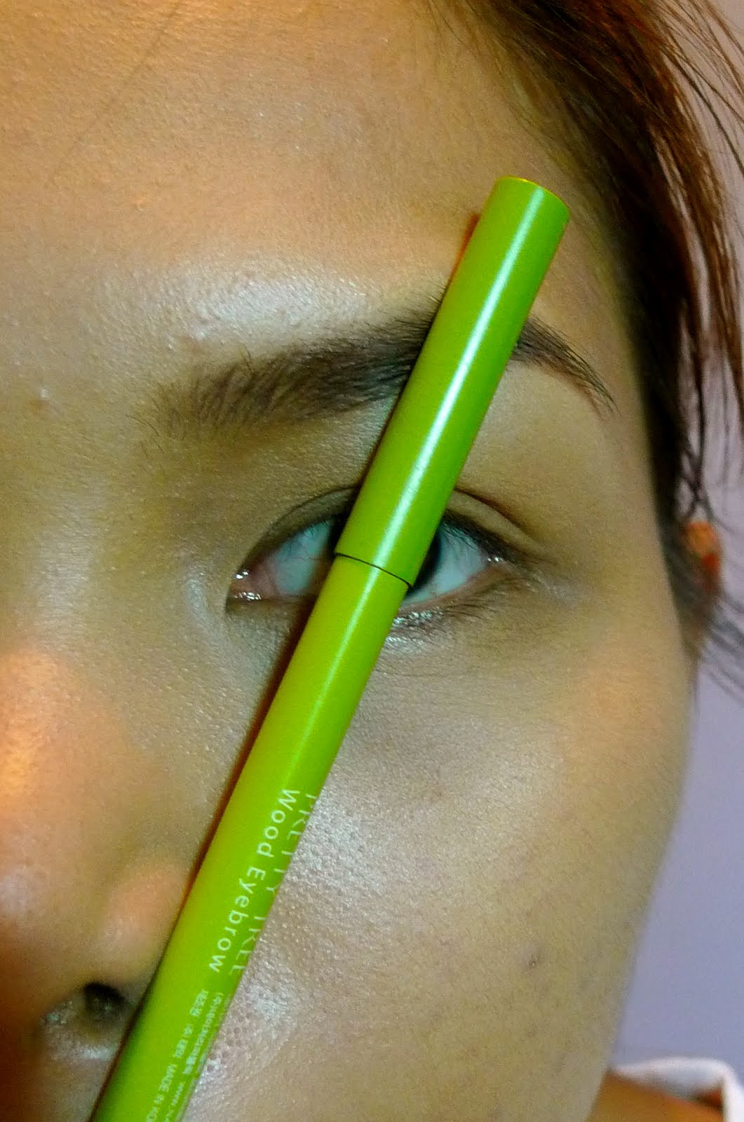 BROWS 101: Grooming, Shaping, and Rules to live by