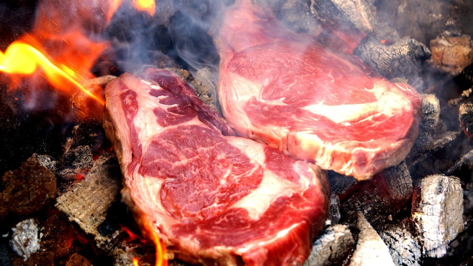 Pitmaster X: How To Grill a steak - Caveman Style - Wasabi steak