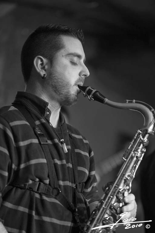 MUSICGRAFIAS © goio villanueva jazz photographer: David Cano-2011-(2)