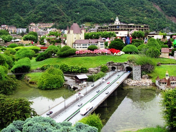 Miniature museum in Switzerland pictures | music wallpaper