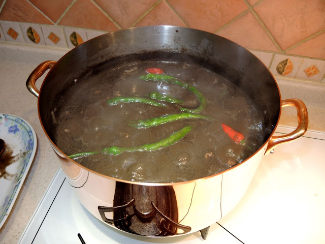 Do Cook's At Home: Dinuguan or Tidtad (Pork Blood Stew)