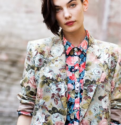 Travel Through Beauty Of Art, Fashion & Photography: Floral models