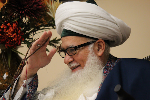 Biografi Ulama: Mengenal Syaikh Hisyam Kabbani