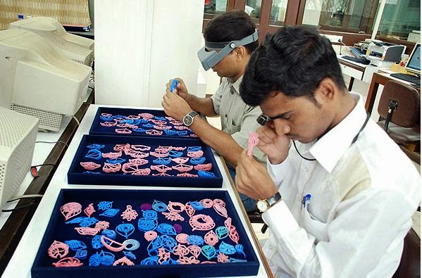 INDIA Tamilnadu Chennai Diamonds Jewellery Design SKILLS Development ...