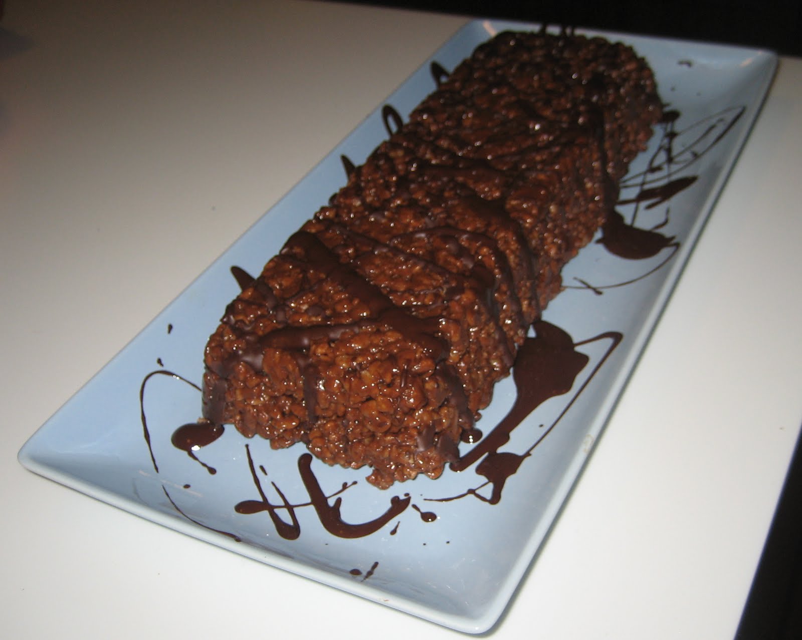 Amore & Sapore: Kaja’s Chocolate Krispies Cake