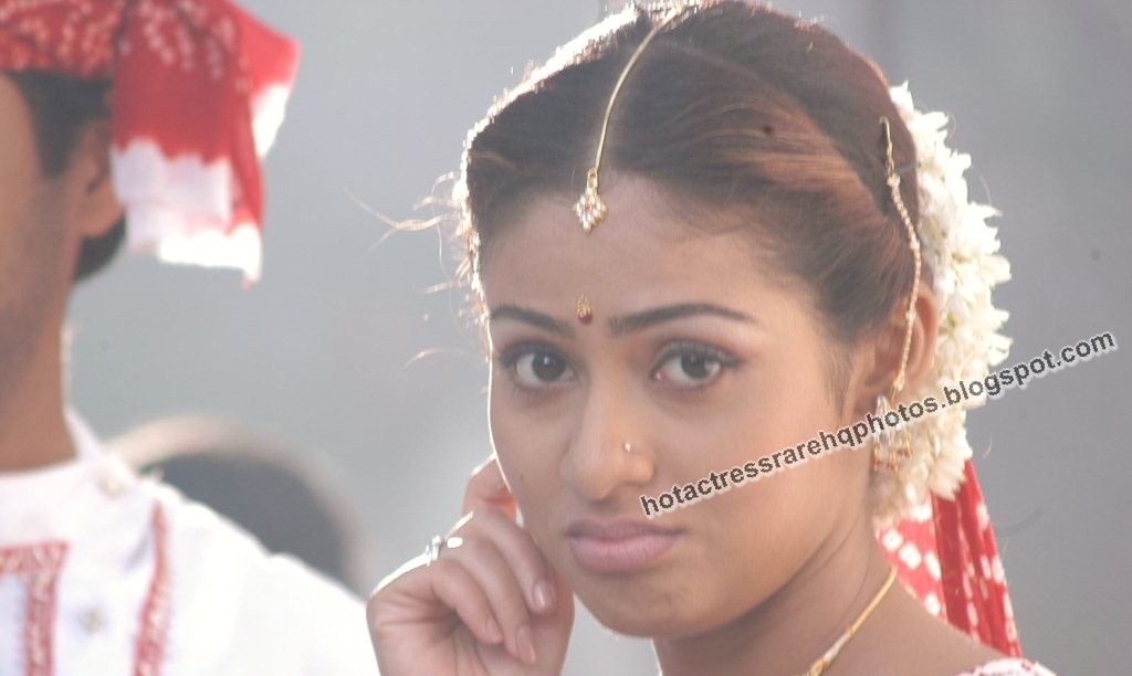 Hot Indian Actress Rare HQ Photos: Hot Tamil Actress Sada Unreleased ...