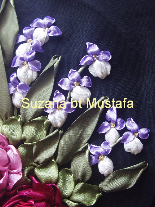 Suzana Mustafa: Sulaman Reben Bunga Orkid