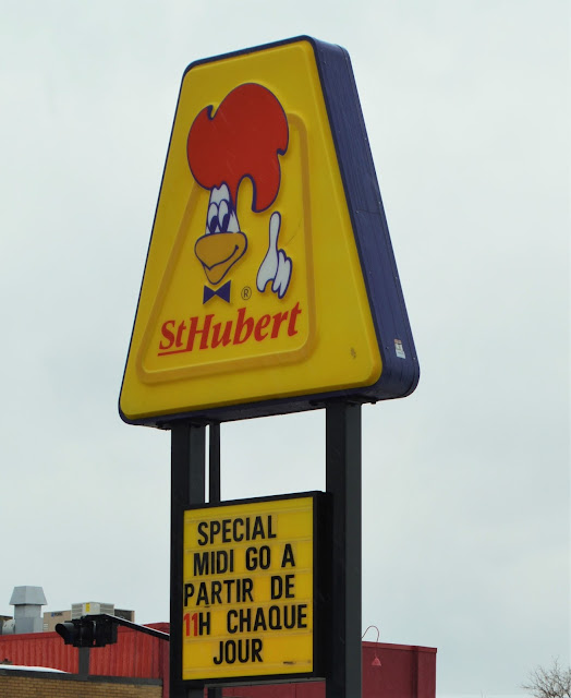 Manger au St-Hubert, un classique au Québec