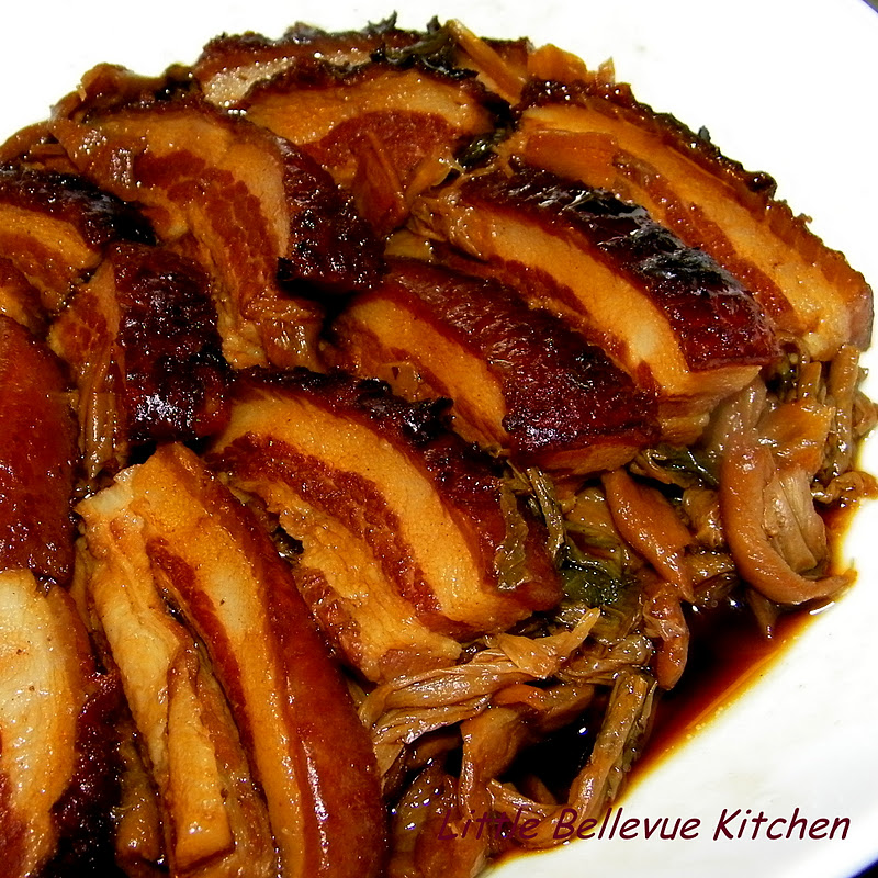 Little Bellevue Kitchen: Steamed Mui Choy with Pork Belly (梅菜扣肉)