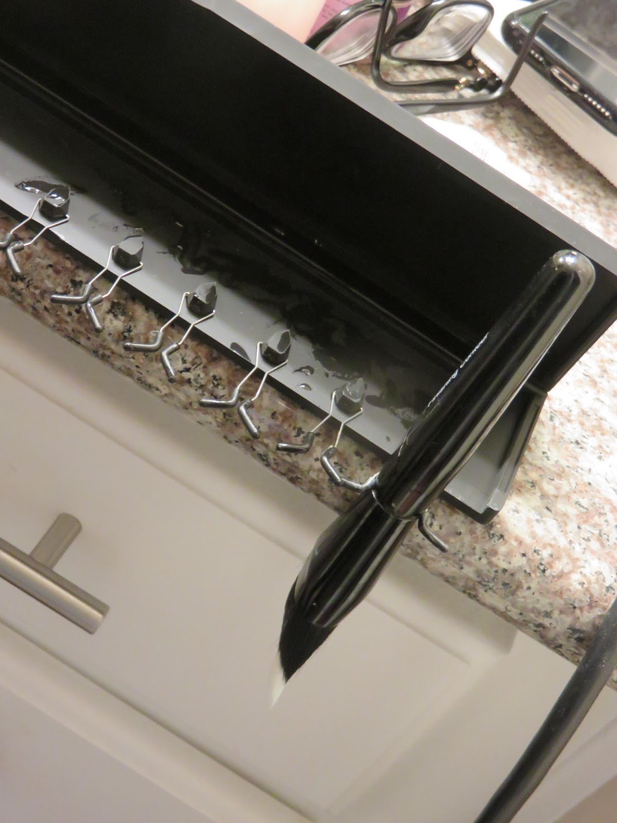 | Review | The Brush Bar Brush Board, Bar & Bubbly | PRETTY IS MY ...